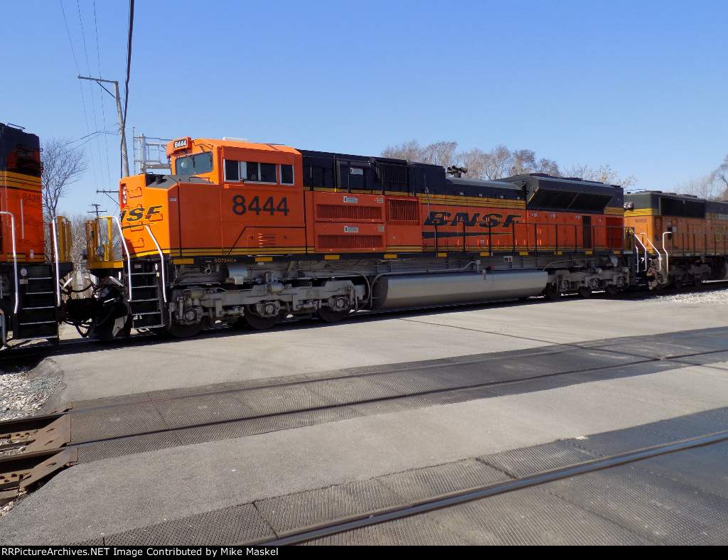 BNSF 8955